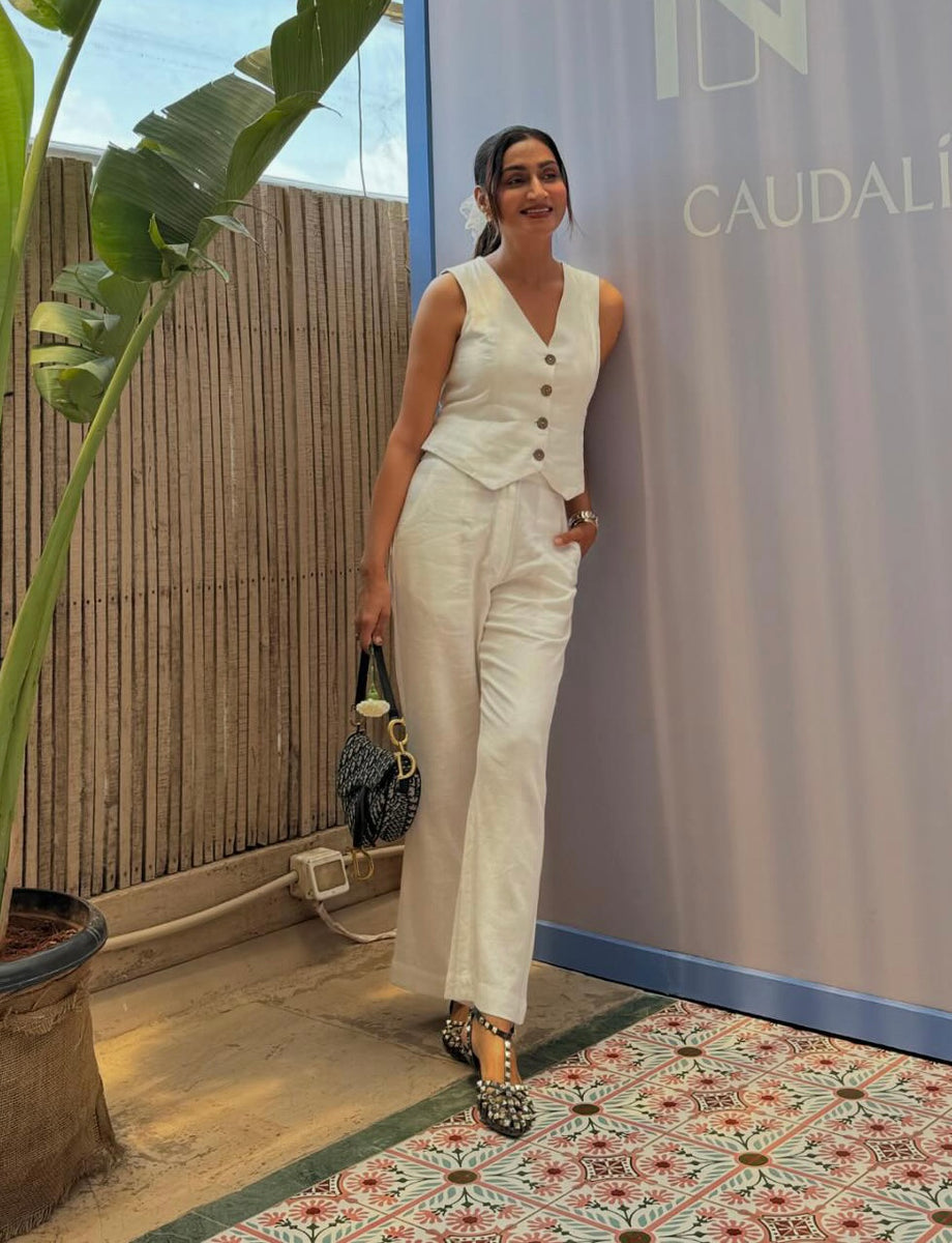 Neha Jalan / Piya Valecha X HAPFAB- White Linen waistcoat Pant Set – Hapfab